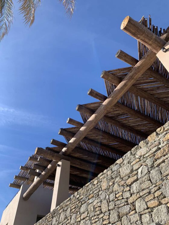 Pergolas in Mykonos with Eucalyptus timber - Assiouras Bros | Advanced ...